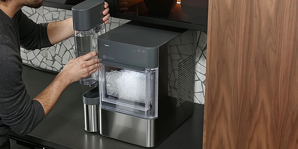 Le frigo avec distributeur de glaçons : un allié rafraîchissant pour ...